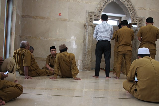 Mardin; Toleh ke Belakang, Kakek Masuk Lobang Mardin; Toleh ke Belakang, Kakek Masuk Lobang