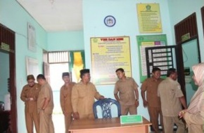 Sidak Hari Pertama Kerja Pasca Idul Fitri Sidak Hari Pertama Kerja Pasca Idul Fitri