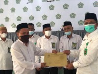 Kemenag Pidie Serahkan 51 Surat Keputusan Kenaikan Pangkat